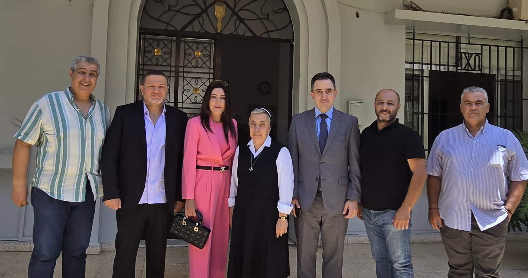 مساعدة مالية من جمعية Myka Foundation الى مدرسة سيدة السلام - الدورة ...