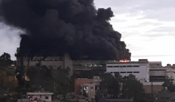 Beirut fire brigade helps extinguish massive fire at Concorde factory ...