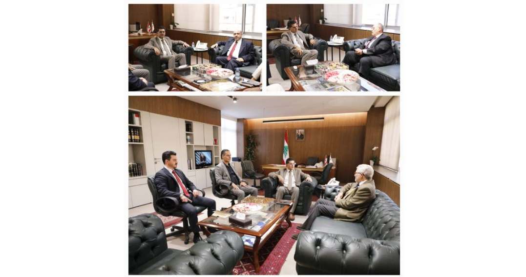 Minister of Information broaches situation with Ambassadors of Spain ...