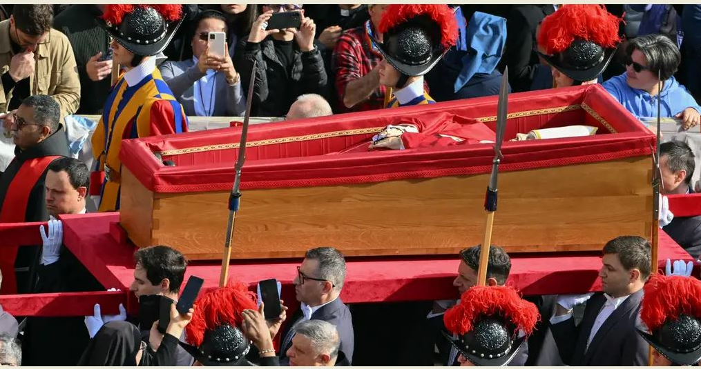 Pope Francis's coffin arrives in St Peter's Basilica for public ...