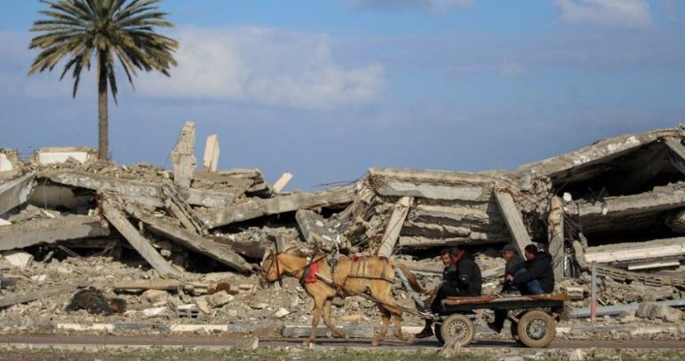 Six martyrs fall in Israeli occupation's bombing of Gaza and Khan Yunis ...